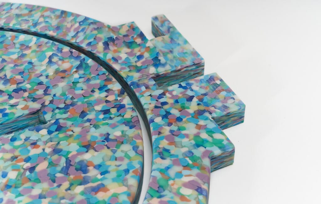 56 hours — OO STOOL x PLASTICIET
